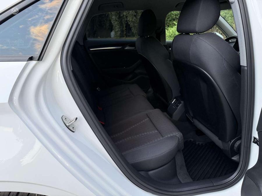 White Audi A3 2017 in Prienai, with an engine capacity of 2.00 L and mileage of 251 thousand km for 12200 €, photo 33 on AUTOMOTO.COM.LV