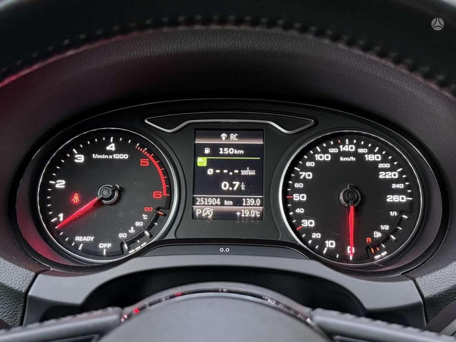 White Audi A3 2017 in Prienai, with an engine capacity of 2.00 L and mileage of 251 thousand km for 12200 €, photo 37 on AUTOMOTO.COM.LV