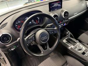 White Audi A3 2017 in Prienai, with an engine capacity of 2.00 L and mileage of 251 thousand km for 12200 €, photo 38 on AUTOMOTO.COM.LV