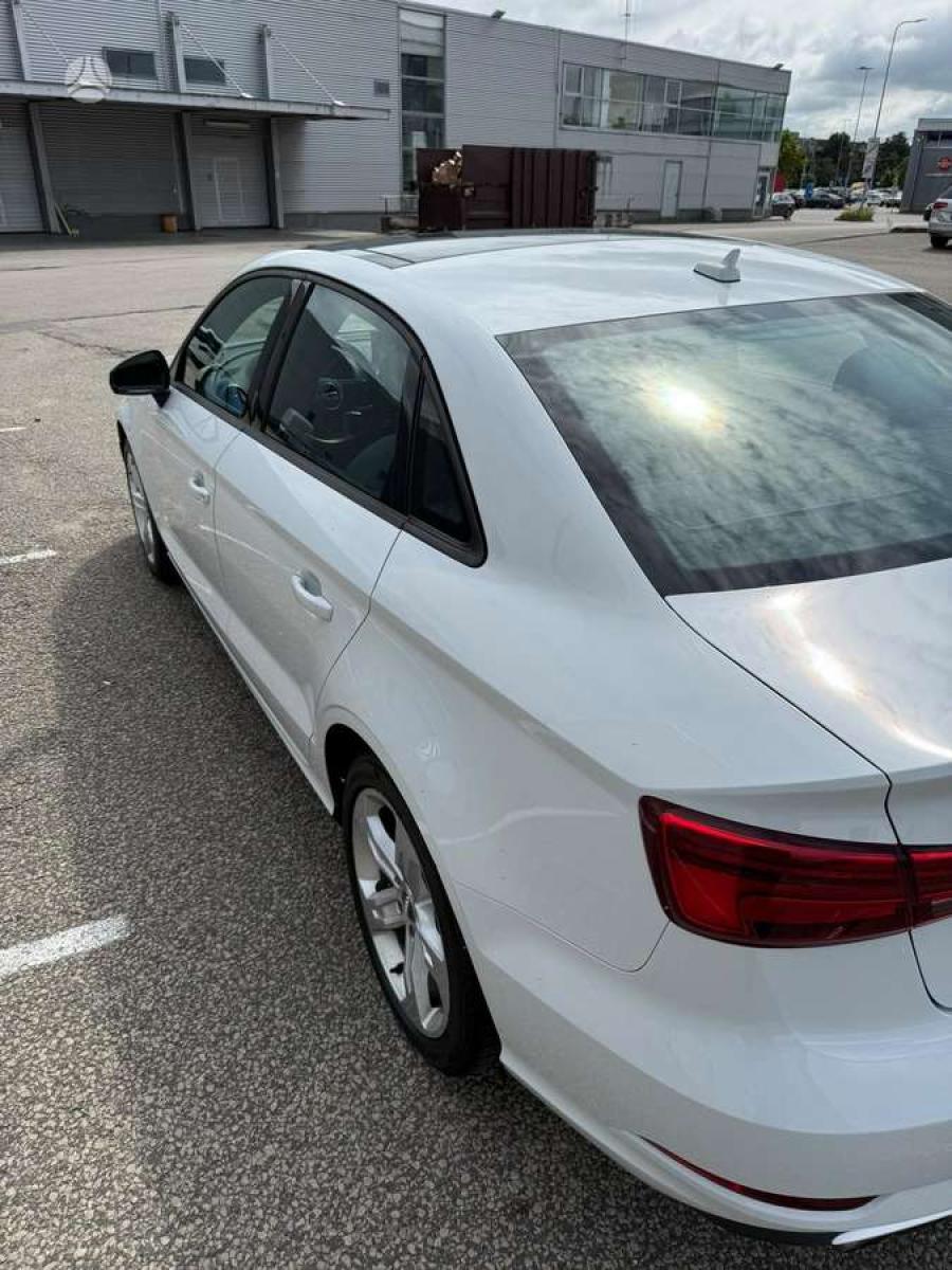 Balts Audi A3 2018 Viļņa, ar dzinēja tilpumu 2.00 L un nobraukumu 181 tūkst. km par 13800 €, foto 14 vietnē AUTOMOTO.COM.LV