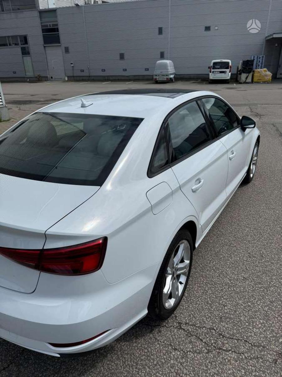 Balts Audi A3 2018 Viļņa, ar dzinēja tilpumu 2.00 L un nobraukumu 181 tūkst. km par 13800 €, foto 15 vietnē AUTOMOTO.COM.LV
