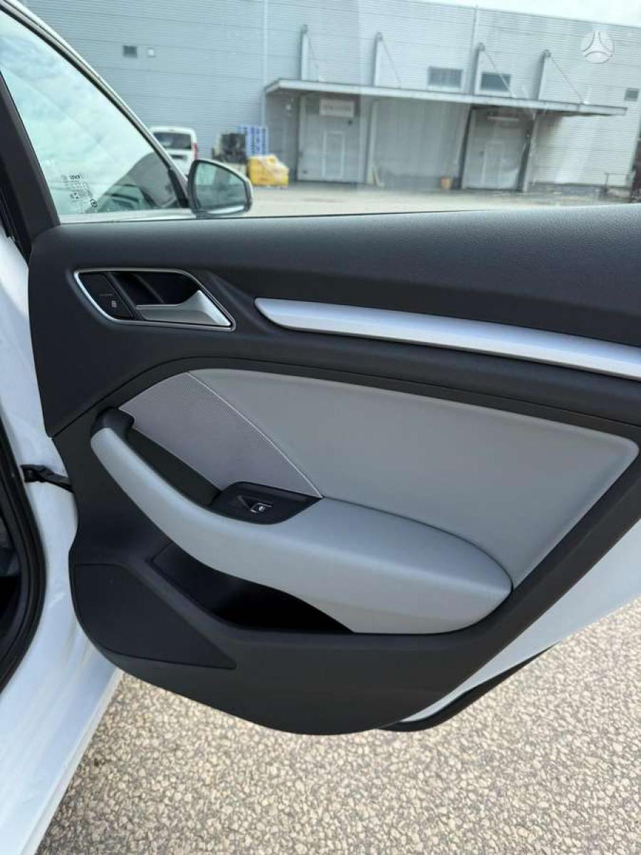 Balts Audi A3 2018 Viļņa, ar dzinēja tilpumu 2.00 L un nobraukumu 181 tūkst. km par 13800 €, foto 41 vietnē AUTOMOTO.COM.LV