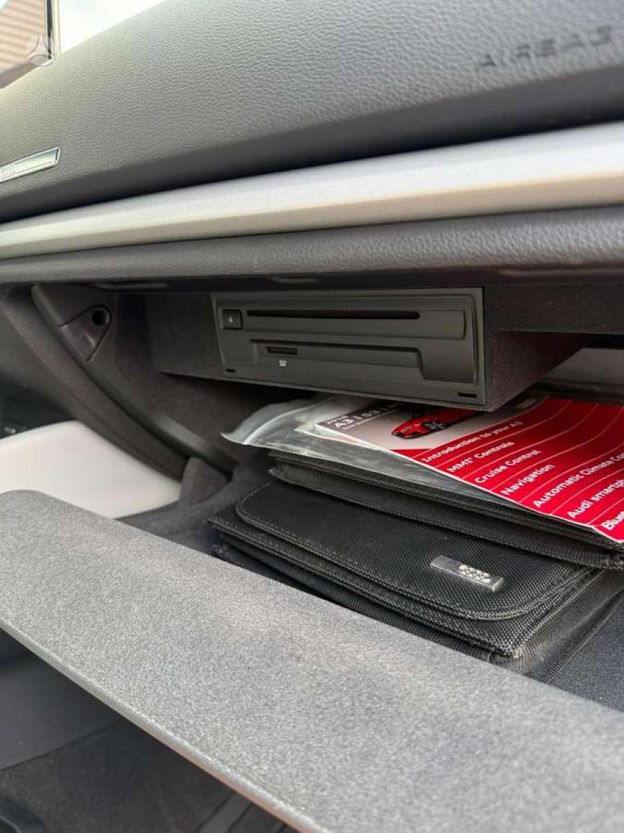 Balts Audi A3 2018 Viļņa, ar dzinēja tilpumu 2.00 L un nobraukumu 181 tūkst. km par 13800 €, foto 44 vietnē AUTOMOTO.COM.LV