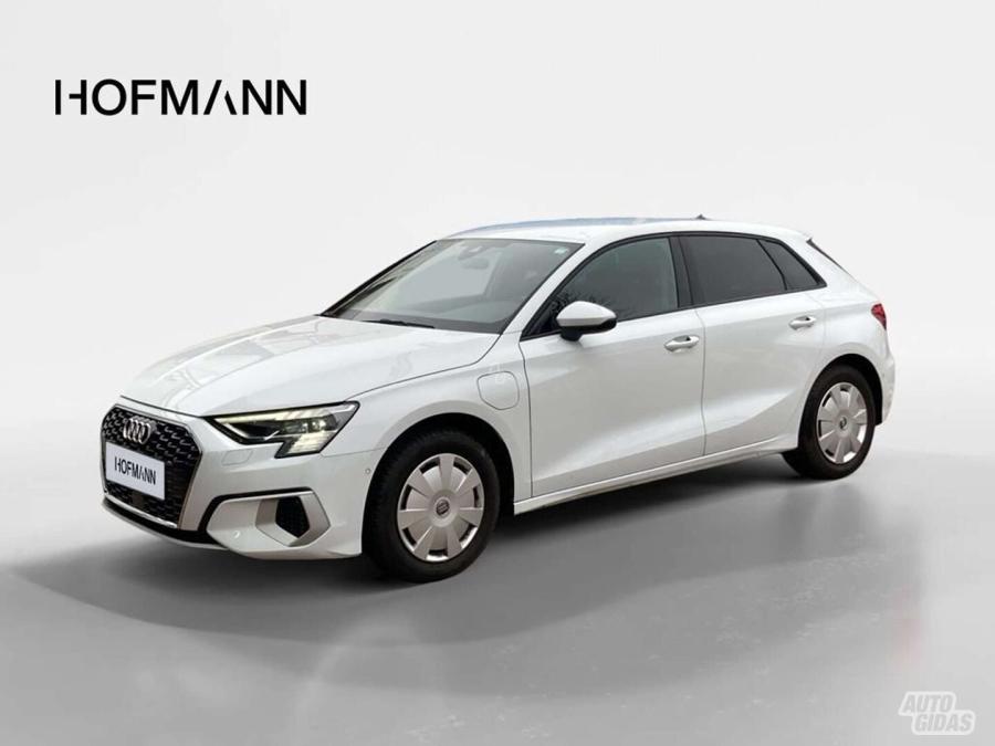 White Audi A3 2020 in Kaunas, with an engine capacity of 1.40 L and mileage of 38 thousand km for 24347 €, photo 1 on AUTOMOTO.COM.LV