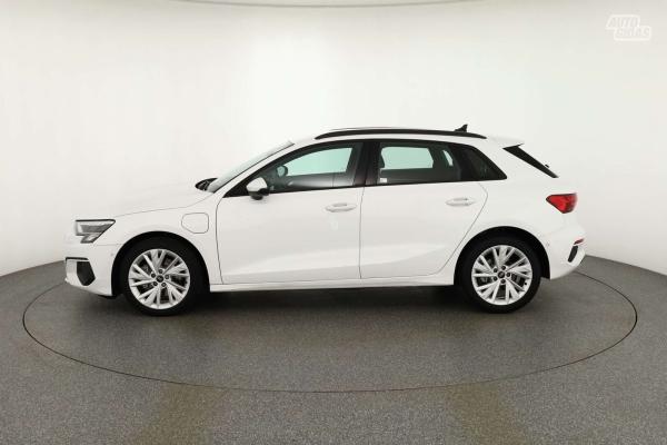 White Audi A3 2022 in Kaunas, with an engine capacity of 1.40 L and mileage of 46 thousand km for 27437 €, photo 2 on AUTOMOTO.COM.LV