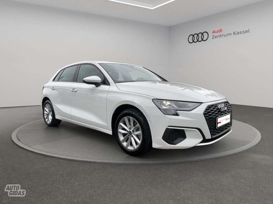 Balts Audi A3 2023 Kauņa, ar dzinēja tilpumu 1.00 L un nobraukumu 11 tūkst. km par 27972 €, foto 9 vietnē AUTOMOTO.COM.LV