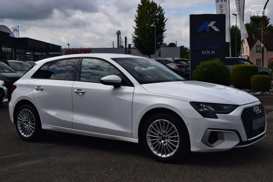Balts Audi A3 2023 Kauņa, ar dzinēja tilpumu 2.00 L un nobraukumu 98 tūkst. km par 24725 €, foto 1 vietnē AUTOMOTO.COM.LV