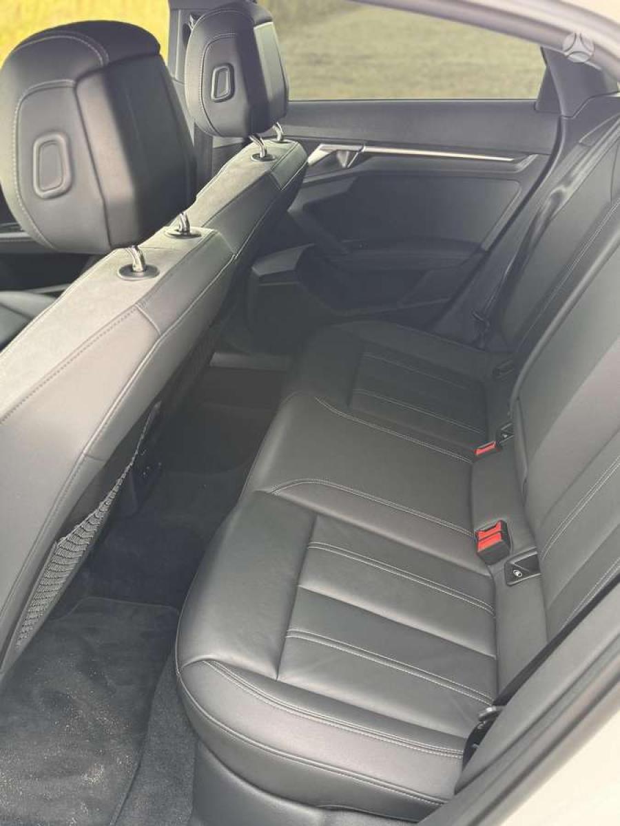 White Audi A3 2024 in Klaipeda, with an engine capacity of 2.00 L and mileage of 43 thousand km for 25500 €, photo 22 on AUTOMOTO.COM.LV