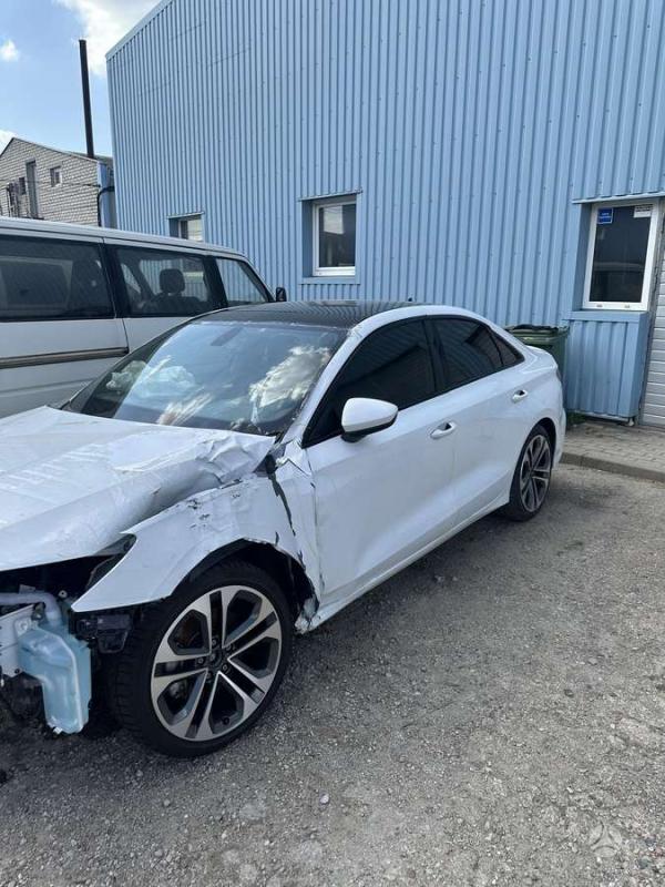 Balts Audi A3 2025 Kauņa, ar dzinēja tilpumu 1.98 L un nobraukumu 22 tūkst. km par 11600 €, foto 3 vietnē AUTOMOTO.COM.LV