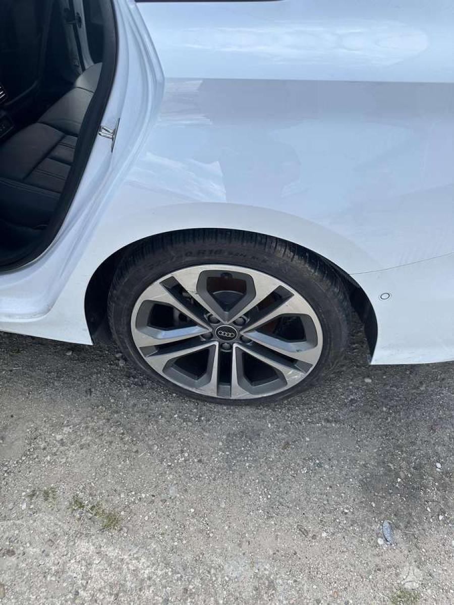 Balts Audi A3 2025 Kauņa, ar dzinēja tilpumu 1.98 L un nobraukumu 22 tūkst. km par 11600 €, foto 12 vietnē AUTOMOTO.COM.LV