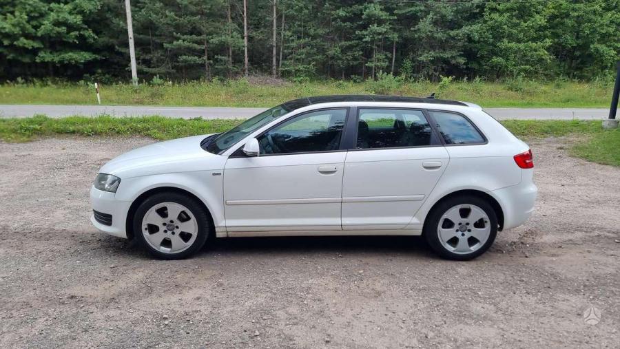 Balts Audi A3 2009 Viļņa, ar dzinēja tilpumu 1.40 L un nobraukumu 213 tūkst. km par 4300 €, foto 9 vietnē AUTOMOTO.COM.LV