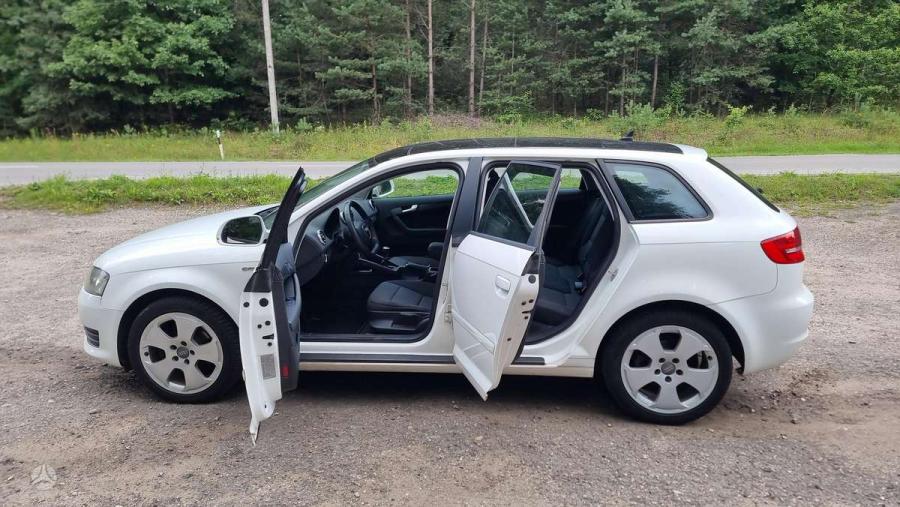 Balts Audi A3 2009 Viļņa, ar dzinēja tilpumu 1.40 L un nobraukumu 213 tūkst. km par 4300 €, foto 10 vietnē AUTOMOTO.COM.LV