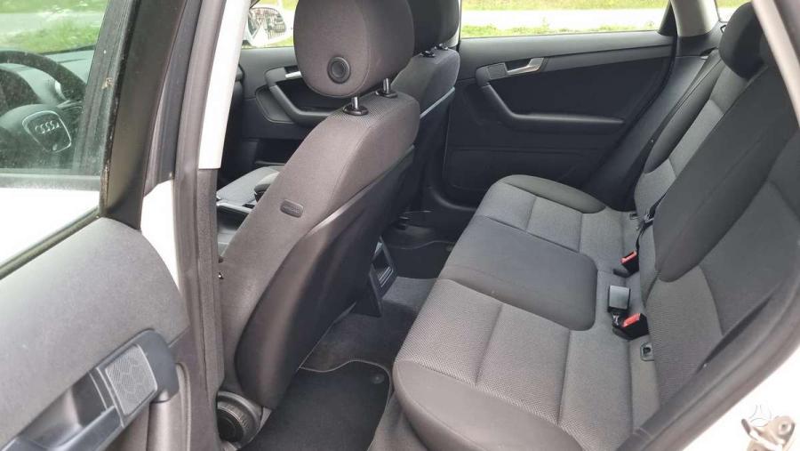Balts Audi A3 2009 Viļņa, ar dzinēja tilpumu 1.40 L un nobraukumu 213 tūkst. km par 4300 €, foto 24 vietnē AUTOMOTO.COM.LV
