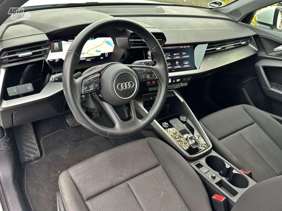 Balts Audi A3 2022 Kauņa, ar dzinēja tilpumu 1.00 L un nobraukumu 39 tūkst. km par 24704 €, foto 8 vietnē AUTOMOTO.COM.LV