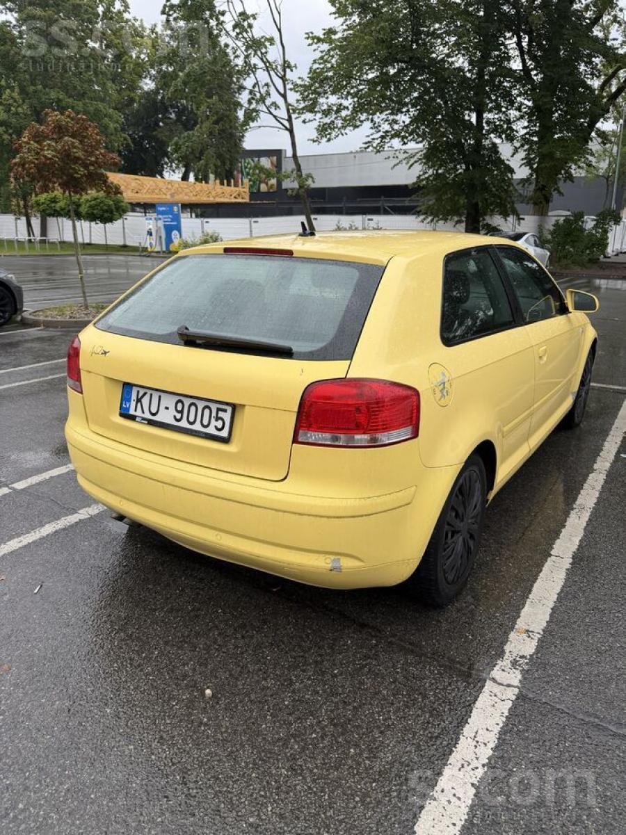 Yellow Audi A3 2003 in Riga, with an engine capacity of 2.00 L and mileage of 262 thousand km for 1500 €, photo 4 on AUTOMOTO.COM.LV