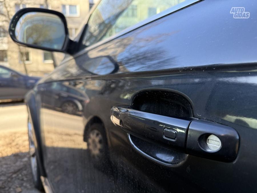 Black Audi A4 Allroad 2009 in Kaunas, with an engine capacity of 2.00 L and mileage of 290 thousand km for 4800 €, photo 13 on AUTOMOTO.COM.LV