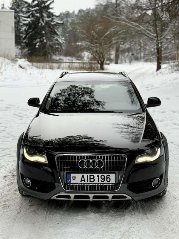 Melns Audi A4 Allroad 2010 Viļņa, ar dzinēja tilpumu 2.97 L un nobraukumu 298 tūkst. km par 6000 €, foto 3 vietnē AUTOMOTO.COM.LV