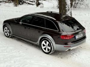 Black Audi A4 Allroad 2010 in Vilnius, with an engine capacity of 2.97 L and mileage of 298 thousand km for 6000 €, photo 4 on AUTOMOTO.COM.LV