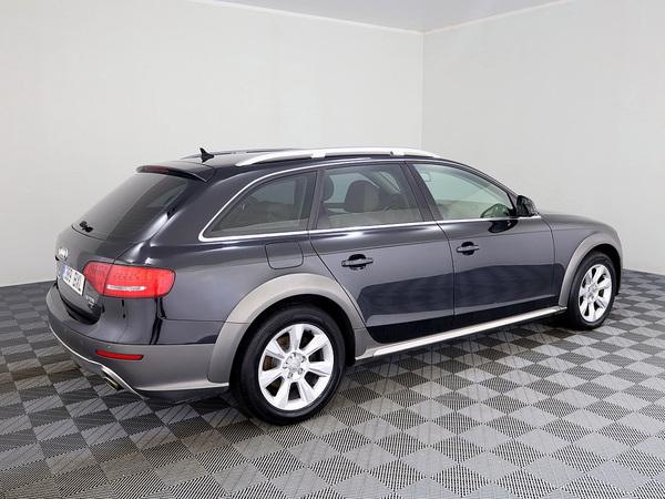 Melns Audi A4 Allroad 2010 Tallina, ar dzinēja tilpumu 3.00 L un nobraukumu 296 tūkst. km par 3299 €, foto 3 vietnē AUTOMOTO.COM.LV
