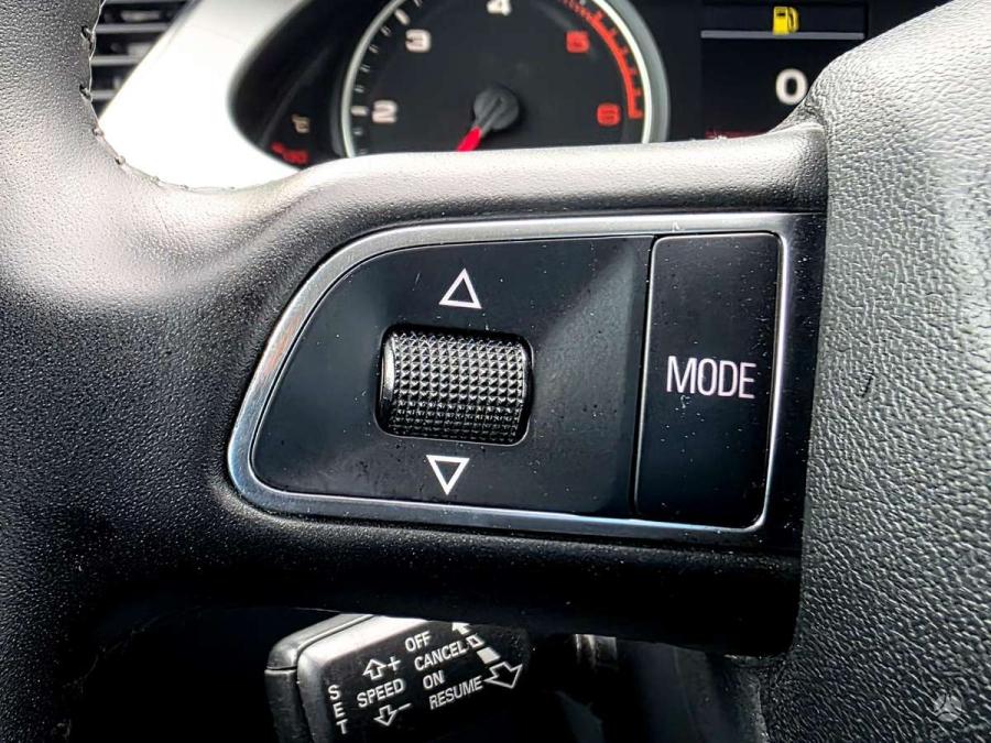 Black Audi A4 Allroad 2010 in Taurage, with an engine capacity of 1.97 L and mileage of 306 thousand km for 6500 €, photo 27 on AUTOMOTO.COM.LV