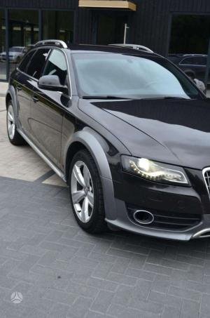 Melns Audi A4 Allroad 2010 Šauļi, ar dzinēja tilpumu 2.97 L un nobraukumu 310 tūkst. km par 6000 €, foto 28 vietnē AUTOMOTO.COM.LV