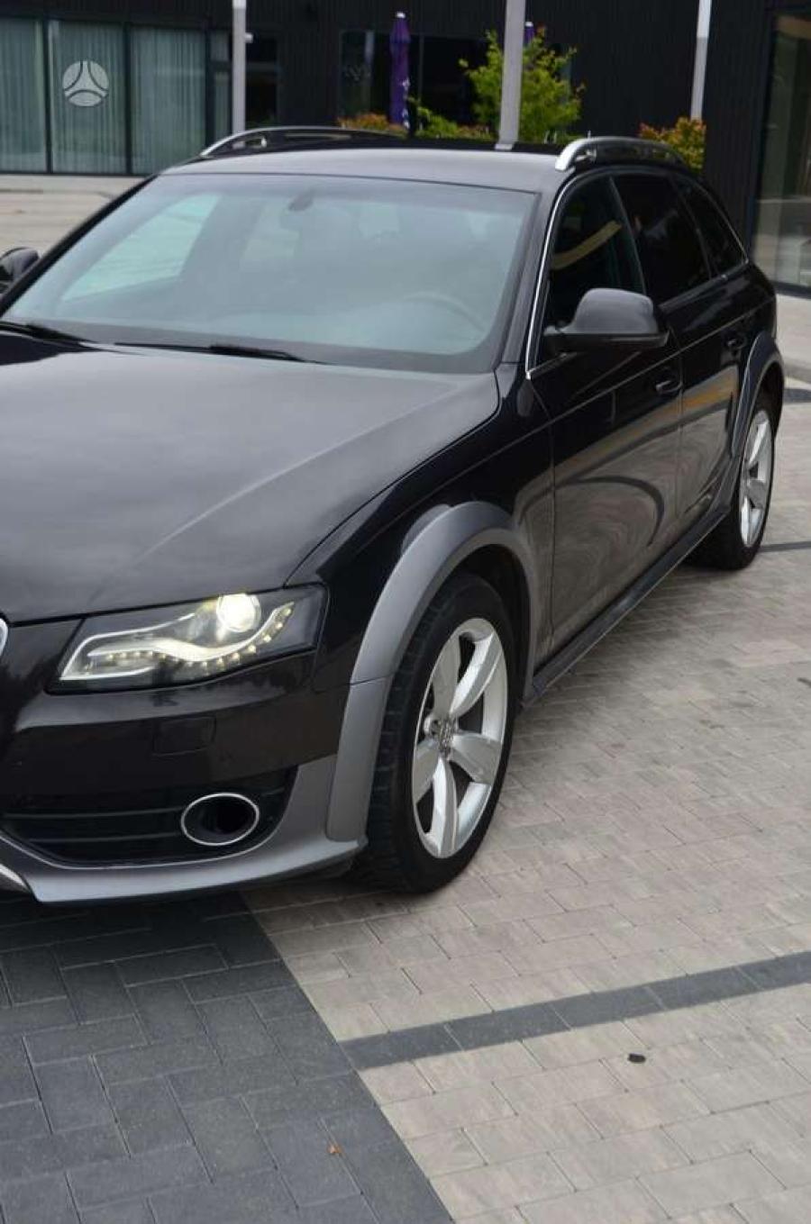 Melns Audi A4 Allroad 2010 Šauļi, ar dzinēja tilpumu 2.97 L un nobraukumu 310 tūkst. km par 6000 €, foto 29 vietnē AUTOMOTO.COM.LV