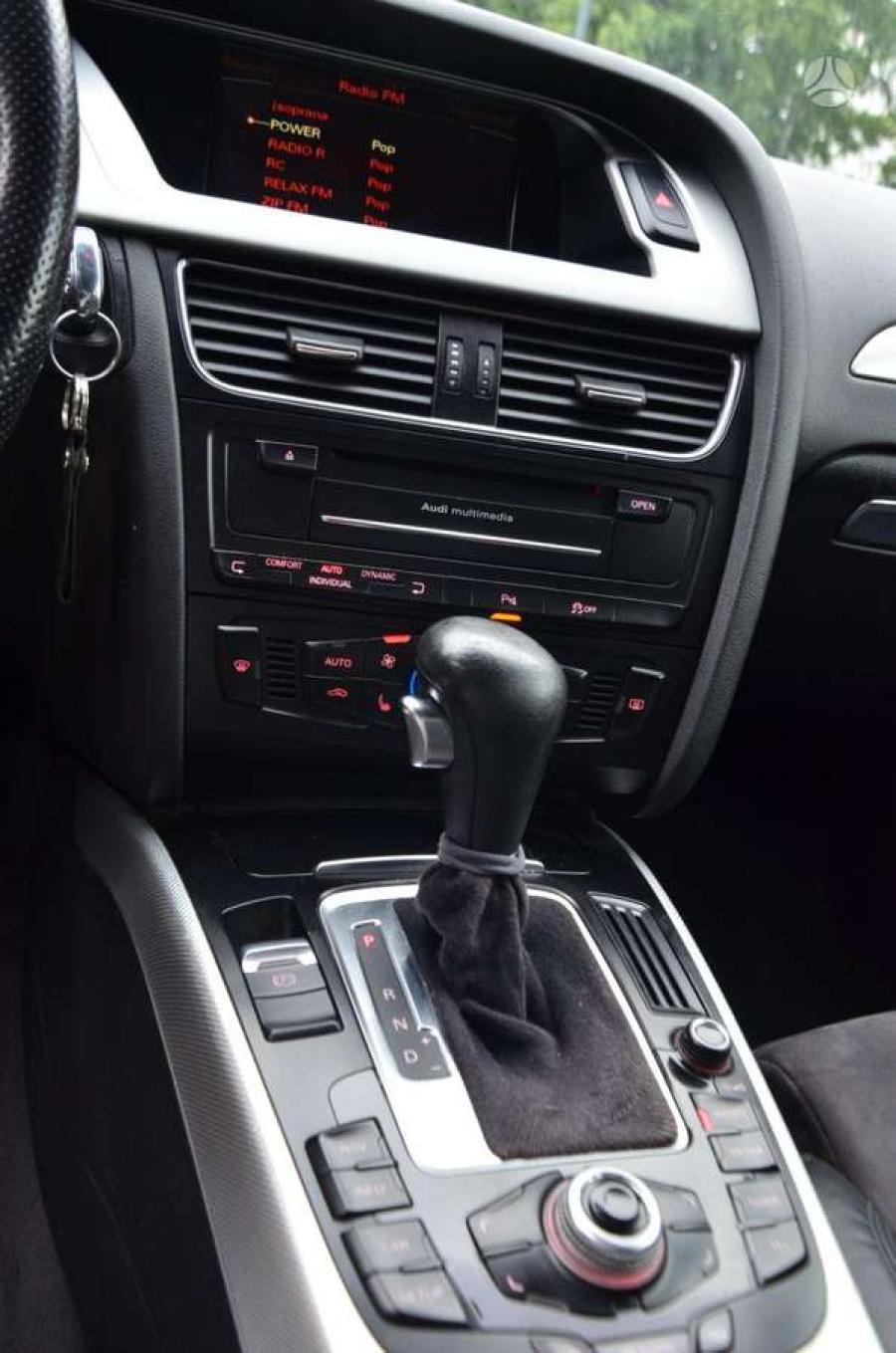 Melns Audi A4 Allroad 2010 Šauļi, ar dzinēja tilpumu 2.97 L un nobraukumu 310 tūkst. km par 6000 €, foto 40 vietnē AUTOMOTO.COM.LV