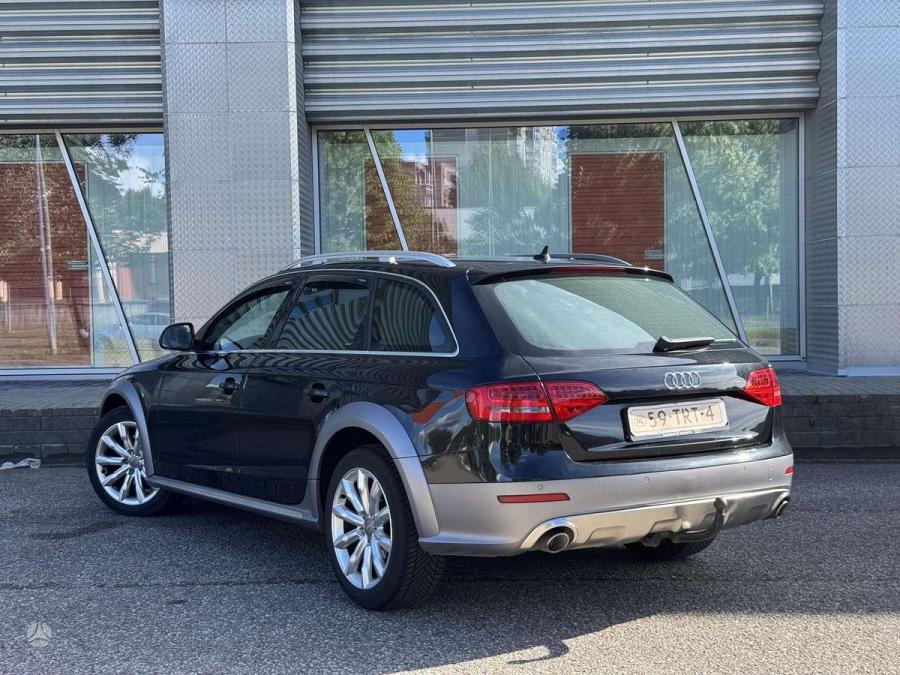 Melns Audi A4 Allroad 2010 Viļņa, ar dzinēja tilpumu 2.97 L un nobraukumu 348 tūkst. km par 5950 €, foto 6 vietnē AUTOMOTO.COM.LV