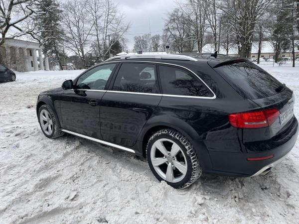 Melns Audi A4 Allroad 2011 Viļņa, ar dzinēja tilpumu 2.97 L un nobraukumu 245 tūkst. km par 7400 €, foto 6 vietnē AUTOMOTO.COM.LV