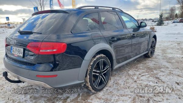 Melns Audi A4 Allroad 2011 Tallina, ar dzinēja tilpumu 2.00 L un nobraukumu 0 tūkst. km par 7000 €, foto 3 vietnē AUTOMOTO.COM.LV