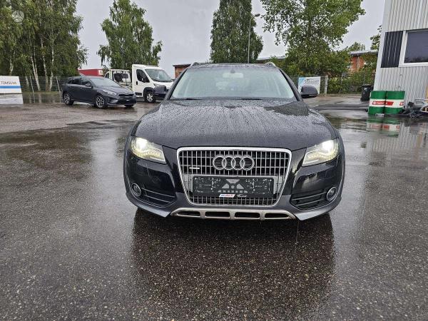 Melns Audi A4 Allroad 2011 Ukmergė, ar dzinēja tilpumu 1.97 L un nobraukumu 240 tūkst. km par 5999 €, foto 3 vietnē AUTOMOTO.COM.LV