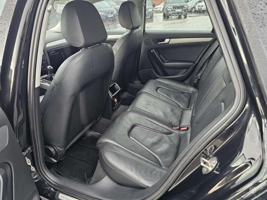 Melns Audi A4 Allroad 2011 Ukmergė, ar dzinēja tilpumu 1.97 L un nobraukumu 240 tūkst. km par 5999 €, foto 14 vietnē AUTOMOTO.COM.LV