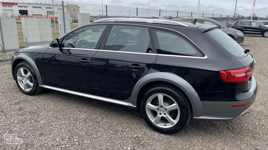 Black Audi A4 Allroad 2012 in Marijampole, with an engine capacity of 2.00 L and mileage of 264 thousand km for 8950 €, photo 6 on AUTOMOTO.COM.LV