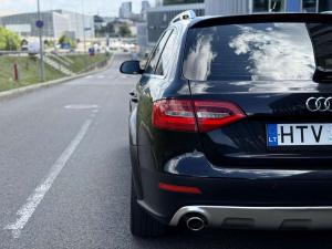 Melns Audi A4 Allroad 2012 Viļņa, ar dzinēja tilpumu 3.00 L un nobraukumu 229 tūkst. km par 8400 €, foto 8 vietnē AUTOMOTO.COM.LV