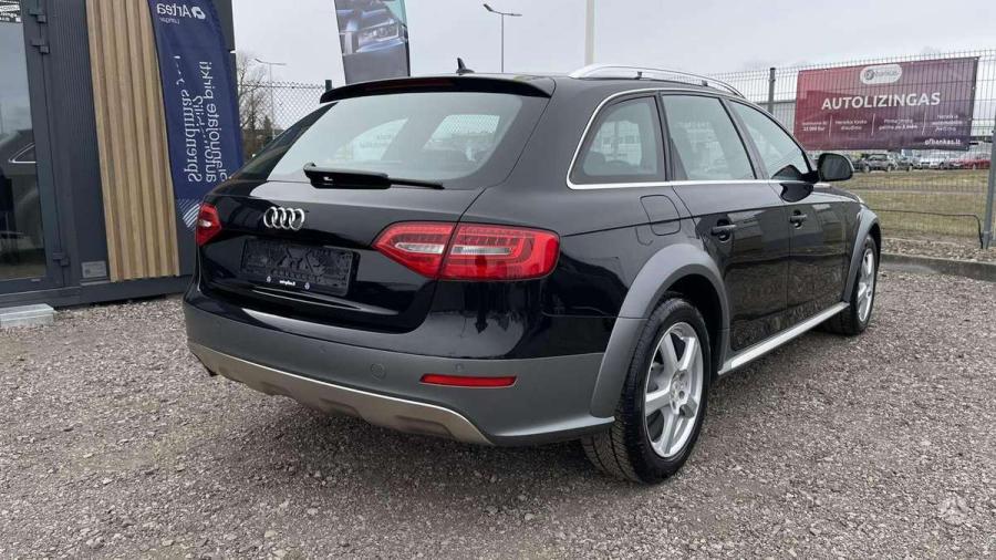 Melns Audi A4 Allroad 2012 Marijampole, ar dzinēja tilpumu 1.97 L un nobraukumu 264 tūkst. km par 8490 €, foto 6 vietnē AUTOMOTO.COM.LV
