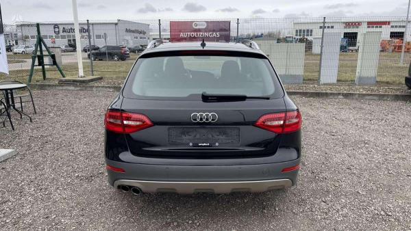 Melns Audi A4 Allroad 2012 Marijampole, ar dzinēja tilpumu 1.97 L un nobraukumu 264 tūkst. km par 8490 €, foto 8 vietnē AUTOMOTO.COM.LV