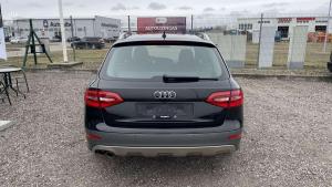Melns Audi A4 Allroad 2012 Marijampole, ar dzinēja tilpumu 1.97 L un nobraukumu 264 tūkst. km par 8490 €, foto 9 vietnē AUTOMOTO.COM.LV