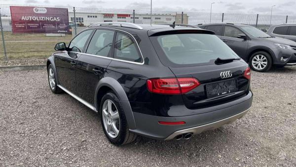 Melns Audi A4 Allroad 2012 Marijampole, ar dzinēja tilpumu 1.97 L un nobraukumu 264 tūkst. km par 8490 €, foto 9 vietnē AUTOMOTO.COM.LV