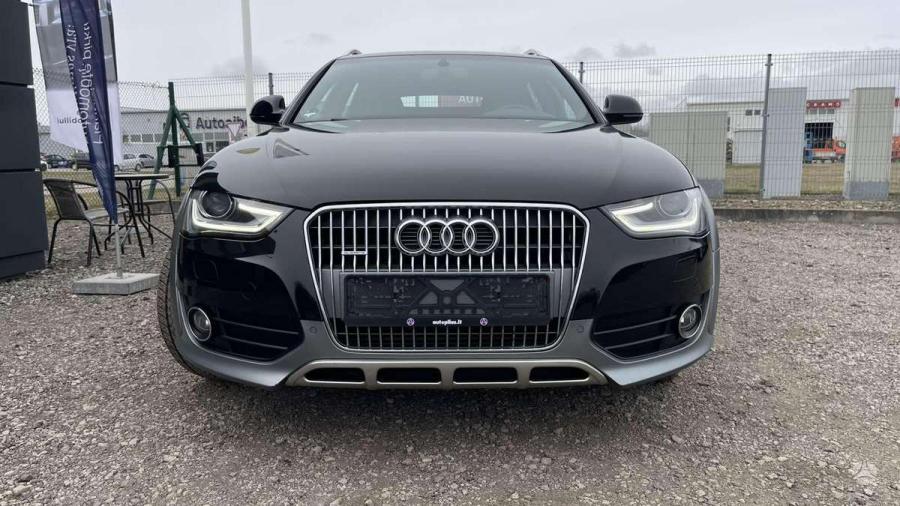 Melns Audi A4 Allroad 2012 Marijampole, ar dzinēja tilpumu 1.97 L un nobraukumu 264 tūkst. km par 8490 €, foto 11 vietnē AUTOMOTO.COM.LV
