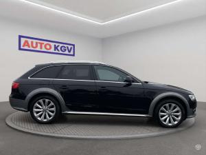 Melns Audi A4 Allroad 2013 Viļņa, ar dzinēja tilpumu 2.00 L un nobraukumu 324 tūkst. km par 8999 €, foto 5 vietnē AUTOMOTO.COM.LV
