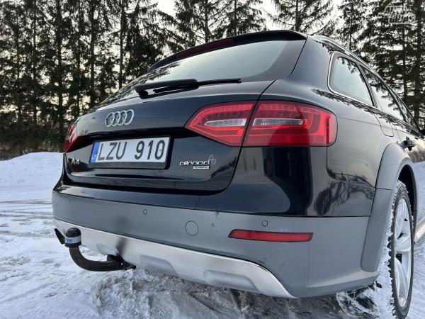 Black Audi A4 Allroad 2013 in Kaunas, with an engine capacity of 2.00 L and mileage of 331 thousand km for 8900 €, photo 5 on AUTOMOTO.COM.LV