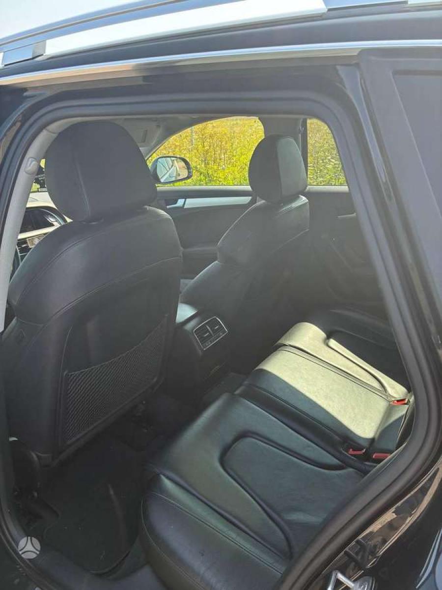 Melns Audi A4 Allroad 2013 Panevēža, ar dzinēja tilpumu 3.00 L un nobraukumu 383 tūkst. km par 7400 €, foto 11 vietnē AUTOMOTO.COM.LV