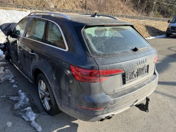 Melns Audi A4 Allroad 2016 Kauņa, ar dzinēja tilpumu 2.97 L un nobraukumu 99 tūkst. km par 7490 €, foto 2 vietnē AUTOMOTO.COM.LV