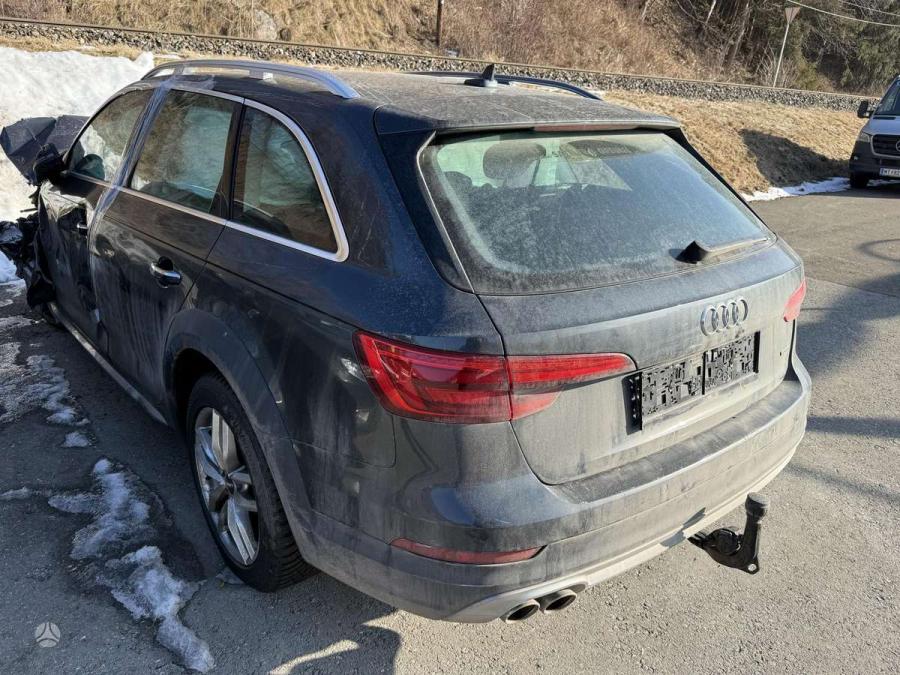 Melns Audi A4 Allroad 2016 Kauņa, ar dzinēja tilpumu 2.97 L un nobraukumu 99 tūkst. km par 7490 €, foto 2 vietnē AUTOMOTO.COM.LV