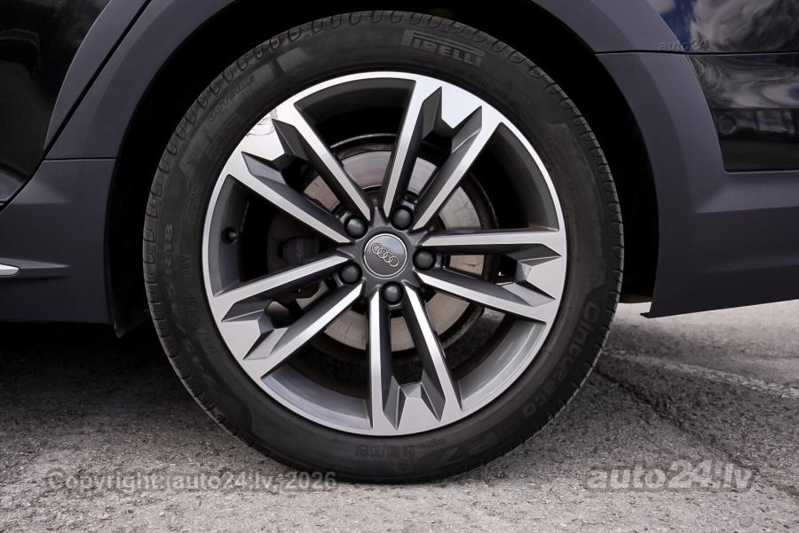 Black Audi A4 Allroad 2016 in Tallinn, with an engine capacity of 3.00 L and mileage of 192 thousand km for 23500 €, photo 12 on AUTOMOTO.COM.LV