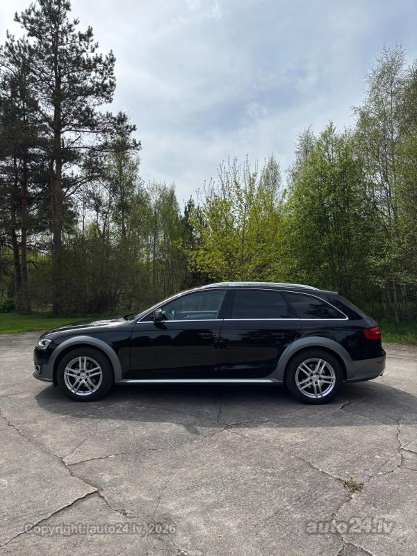 Black Audi A4 Allroad 2016 in Tallinn, with an engine capacity of 2.00 L and mileage of 243 thousand km for 12999 €, photo 5 on AUTOMOTO.COM.LV