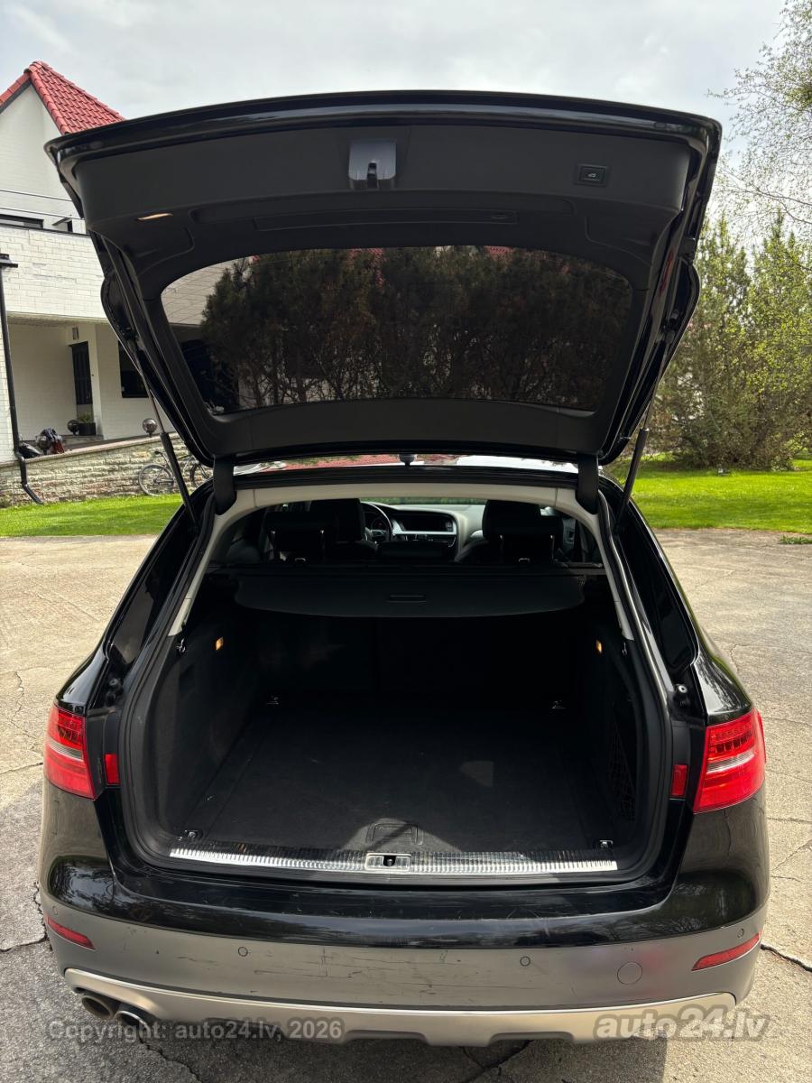 Melns Audi A4 Allroad 2016 Tallina, ar dzinēja tilpumu 2.00 L un nobraukumu 243 tūkst. km par 12999 €, foto 12 vietnē AUTOMOTO.COM.LV