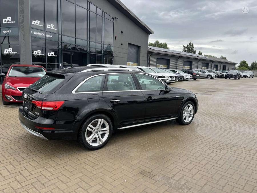 Melns Audi A4 Allroad 2016 Tauragė, ar dzinēja tilpumu 2.00 L un nobraukumu 250 tūkst. km par 10900 €, foto 7 vietnē AUTOMOTO.COM.LV