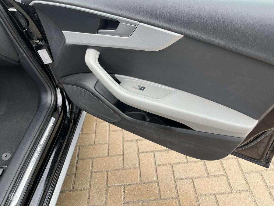 Melns Audi A4 Allroad 2016 Tauragė, ar dzinēja tilpumu 2.00 L un nobraukumu 250 tūkst. km par 10900 €, foto 21 vietnē AUTOMOTO.COM.LV