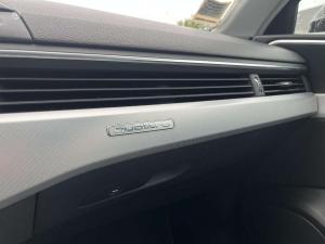 Melns Audi A4 Allroad 2016 Tauragė, ar dzinēja tilpumu 2.00 L un nobraukumu 250 tūkst. km par 10900 €, foto 26 vietnē AUTOMOTO.COM.LV